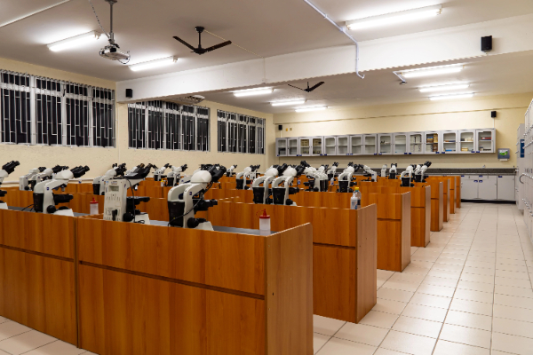 Faculdade de Medicina da UniSul em SC com formação completa